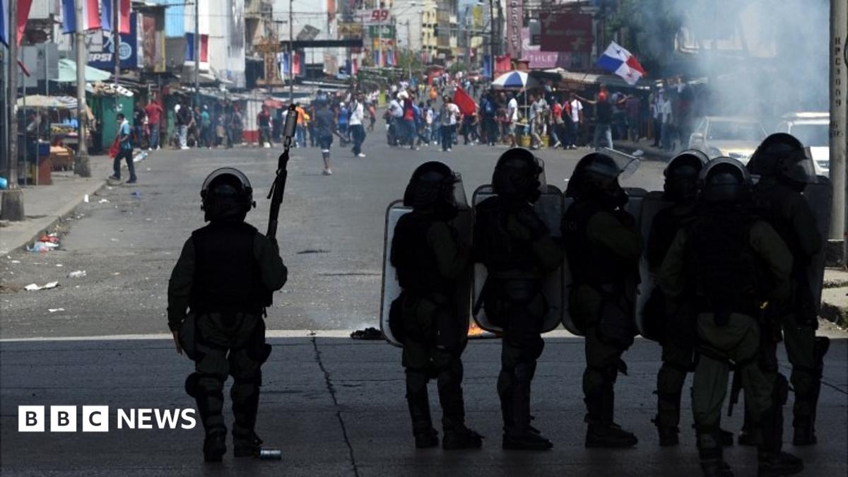 Colon Free Zone: Panama debates land sale law repeal - BBC News