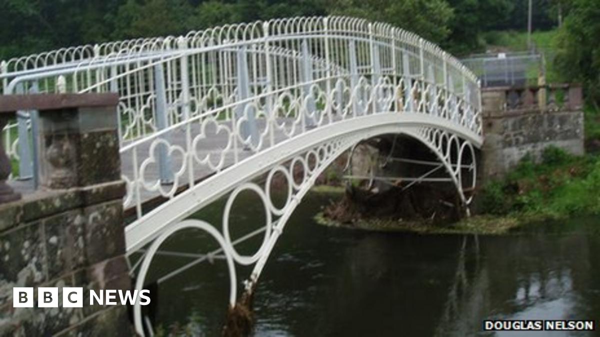 Refurbishment of Dundee bridge receives commendation - BBC News