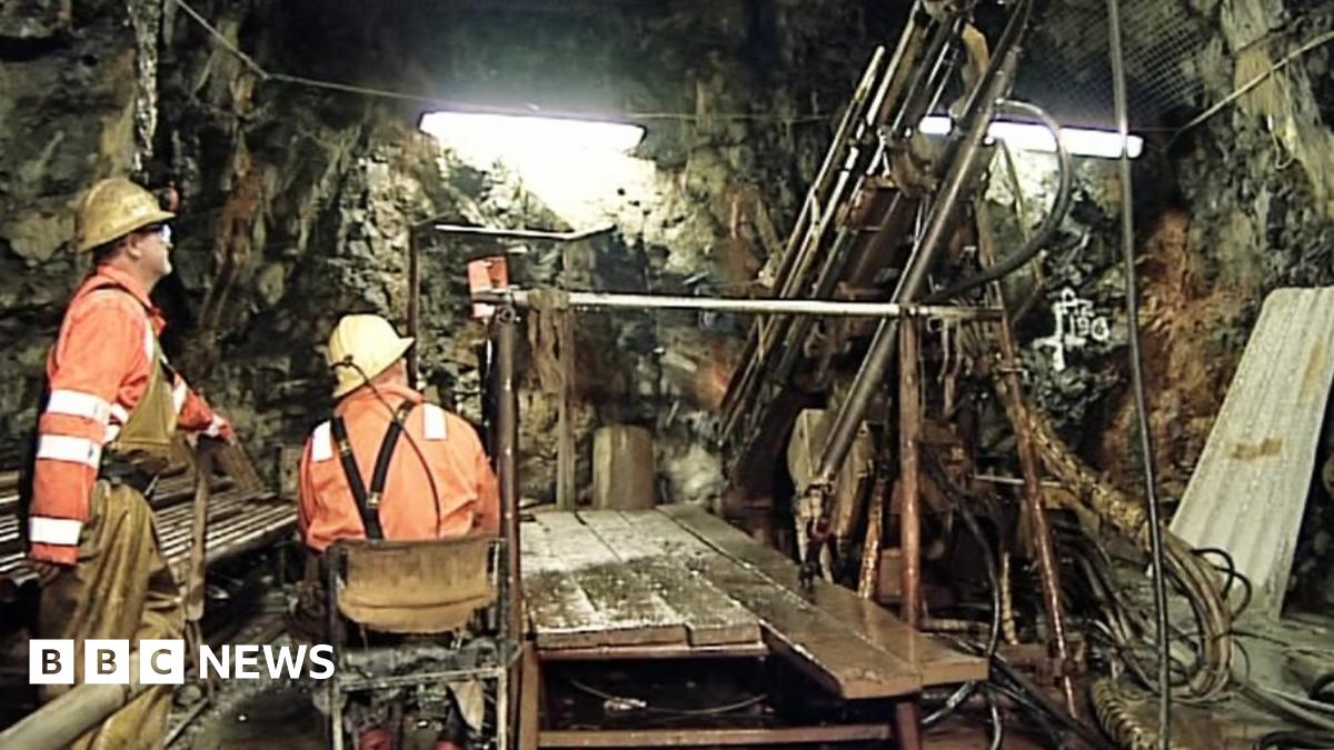 Unesco calls for South Crofty mining halt - BBC News