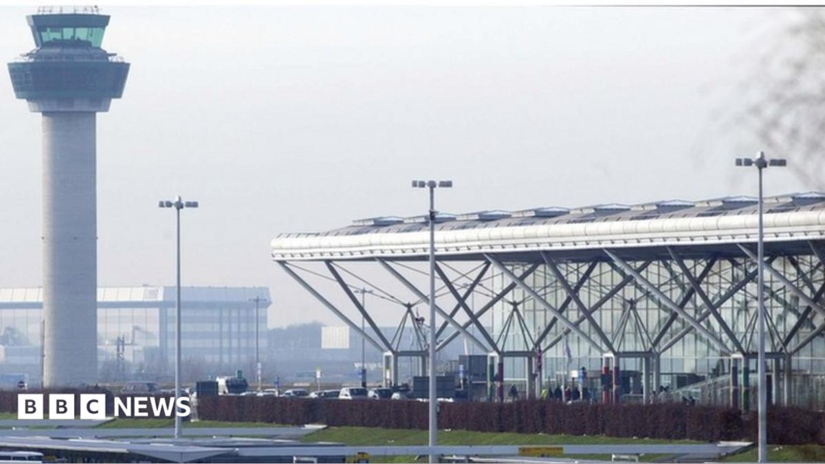 Stansted Airport introduces terminal drop-off charges - BBC News