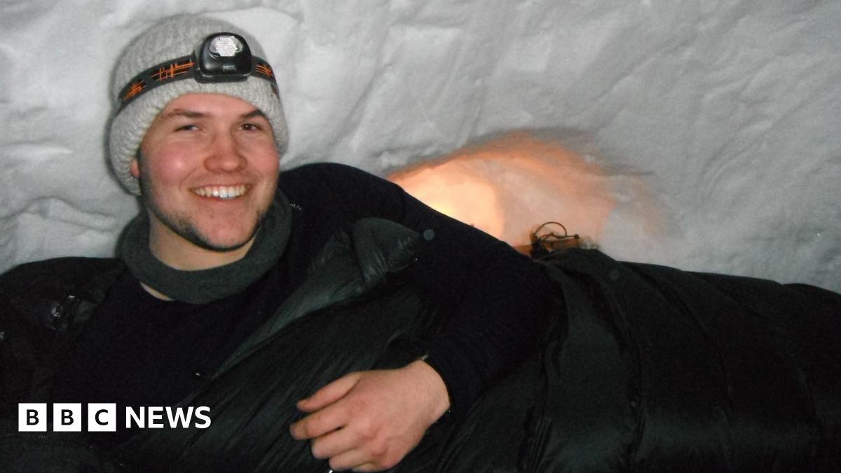 Jonathan Burke family pays tribute to 'incredible man' - BBC News