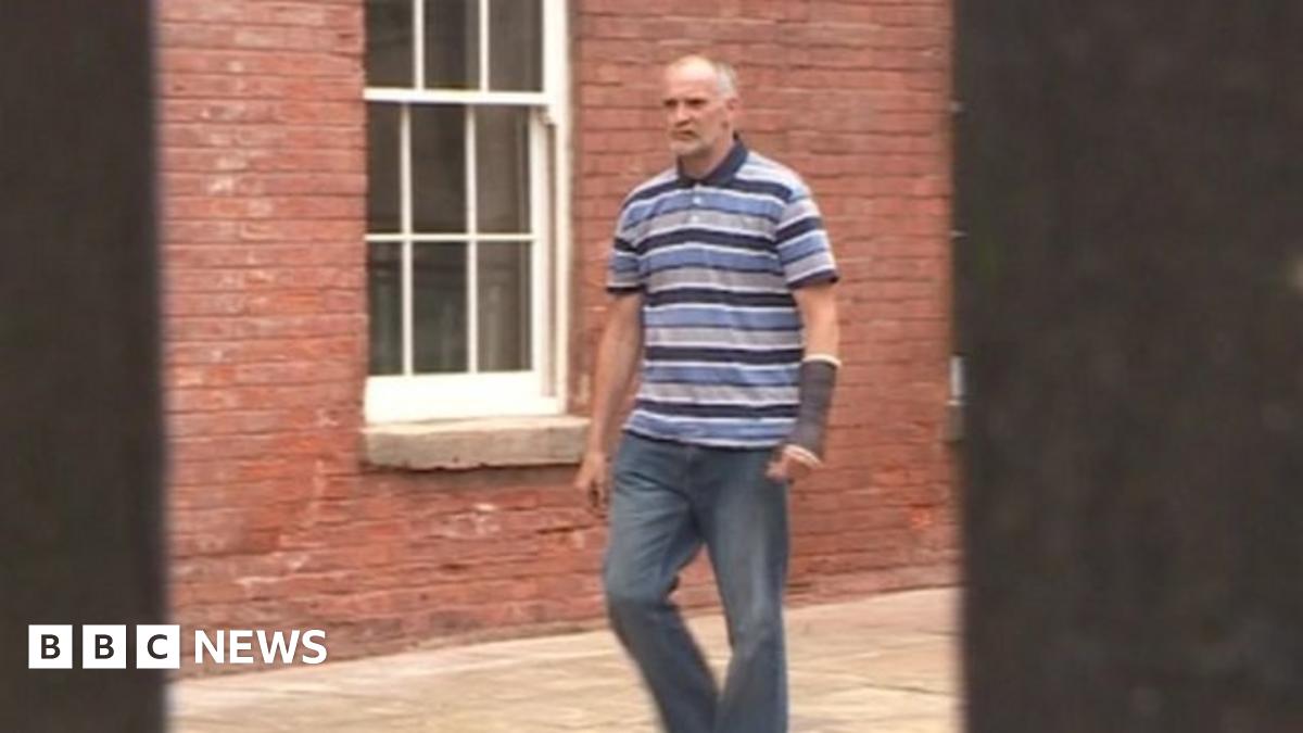 Philpott children fire deaths: Paul Mosley faces murder charges - BBC News