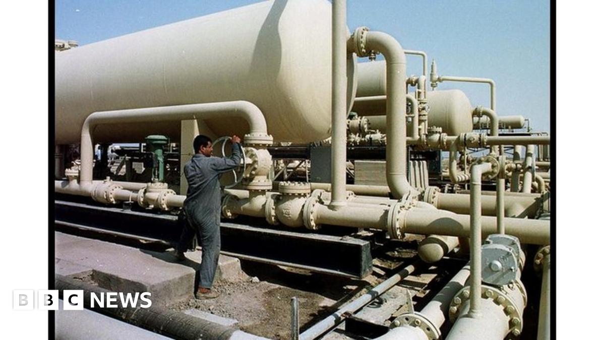 Iraq pressures Russia's Gazprom to quit Kurdistan - BBC News