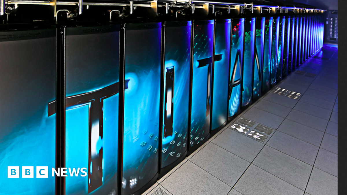 US Titan supercomputer clocked as world's fastest - BBC News