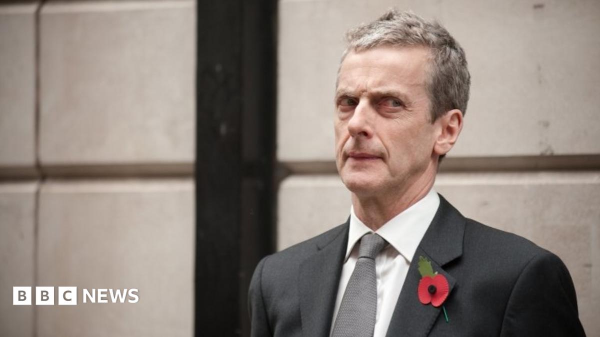 Omnishambles named word of the year by Oxford English Dictionary - BBC News
