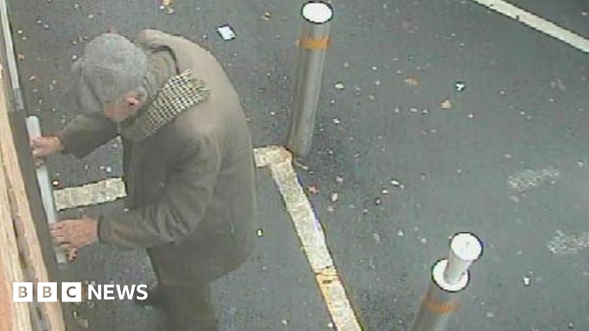 Blackburn fire: Murder charge over Christopher Proctor death - BBC News