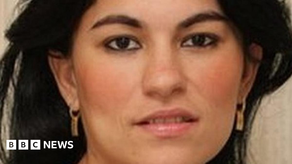 Brazil's Bruno Fernandes tried for ex-lover's murder - BBC News