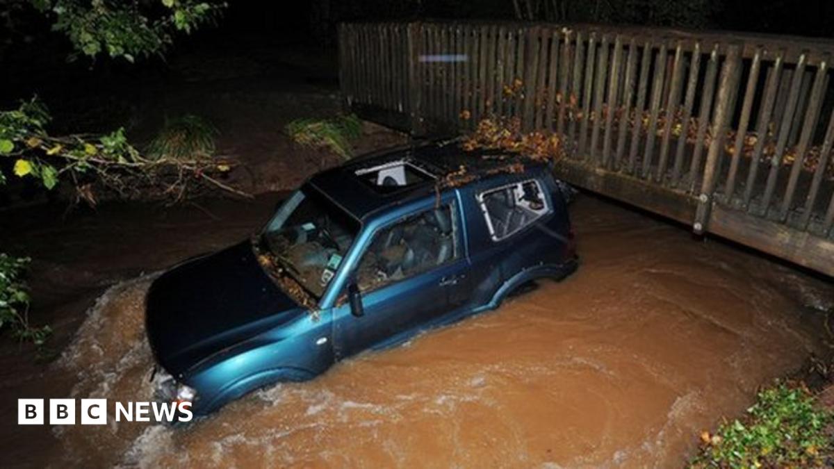 Chew Stoke meeting to discuss flood prevention - BBC News