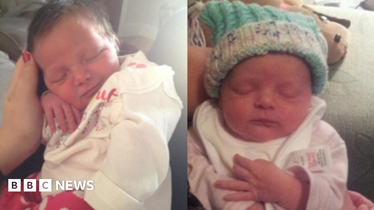 Mandy Williams, 45, becomes grandmother twice in a day - BBC News