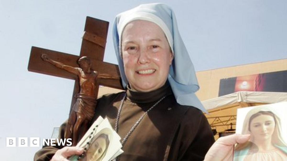 Sister Mary Michael loses second bid for a giant cross - BBC News