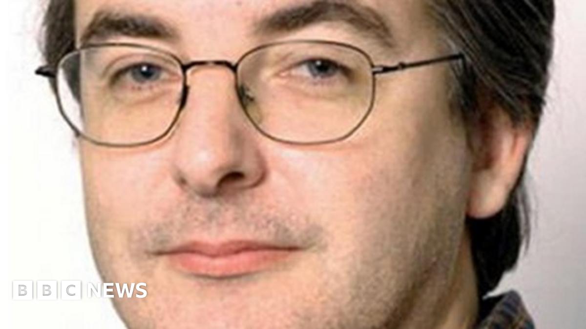 Oxford University's Steven Rawlings 'died after headlock' - BBC News