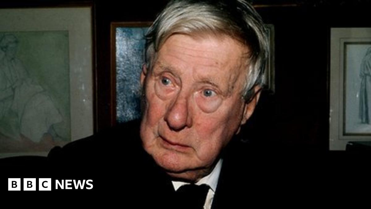 LS Lowry house The Elms given listed building status - BBC News