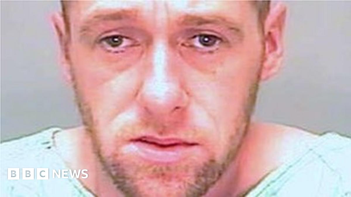 James Reading sentenced for air cadet sex abuse - BBC News