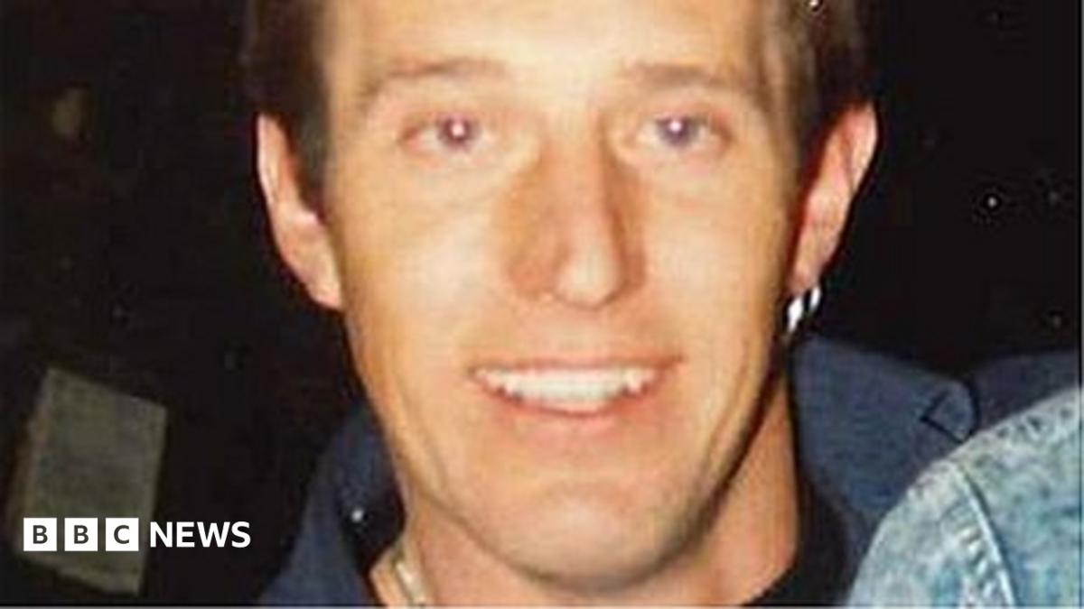 Somes McFarland jailed for Peter Oates murder in Pool - BBC News
