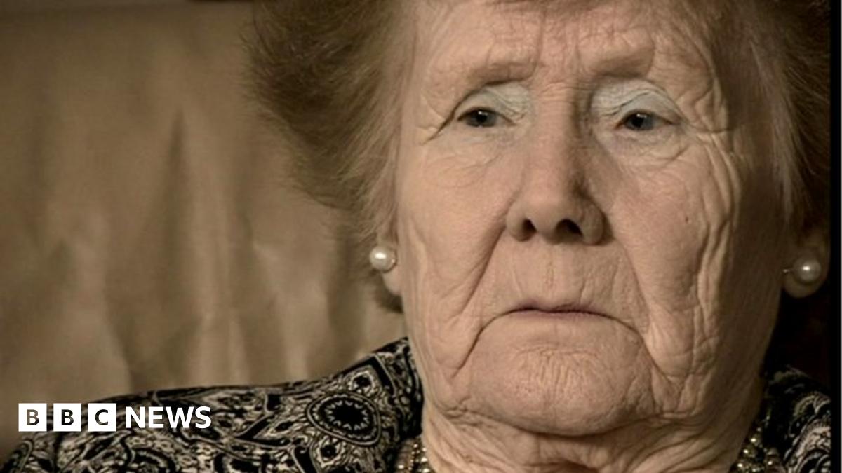 Musical ear syndrome: The woman who constantly hears music - BBC News