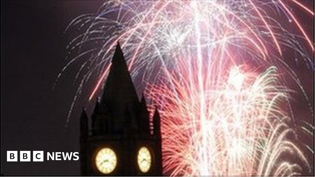 Londonderry City of Culture fireworks display for New Year - BBC News