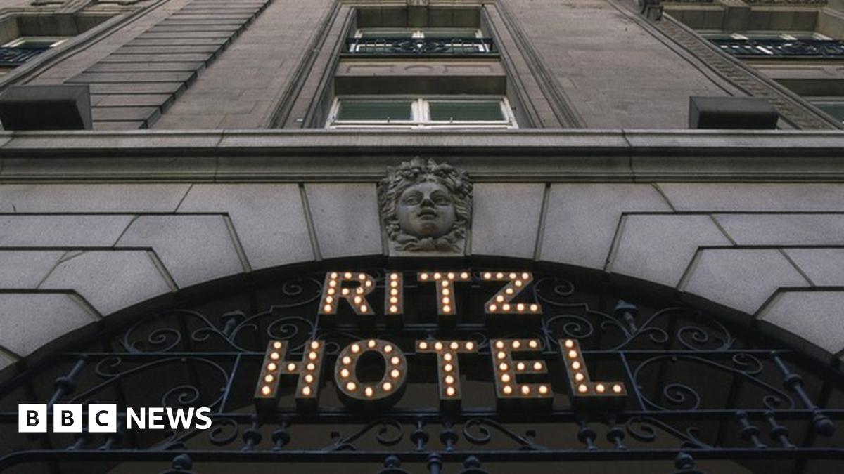 Barclay twins' Ritz hotel pays no corporation tax - BBC News