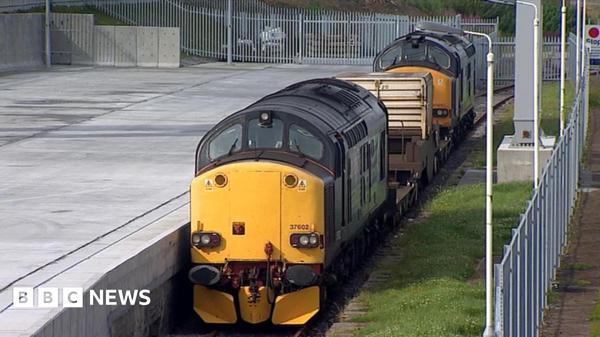 Nuclear material moved by train from Scotland to England - BBC News