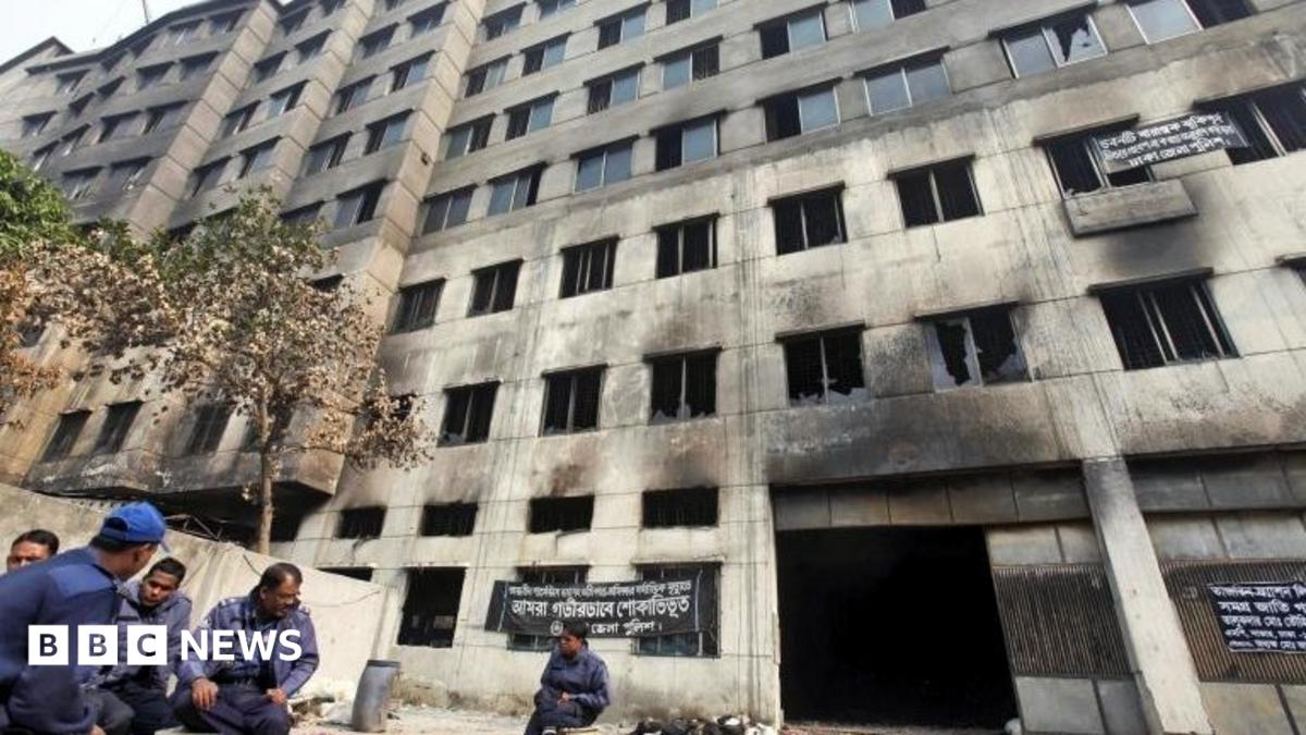 Bangladesh Tazreen factory fire was sabotage - inquiry - BBC News