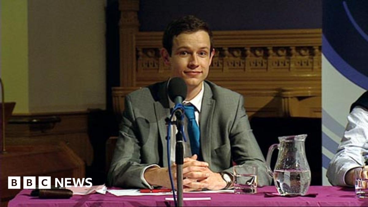 Aberdeen businessman Alan Massie wins court order against SNP - BBC News