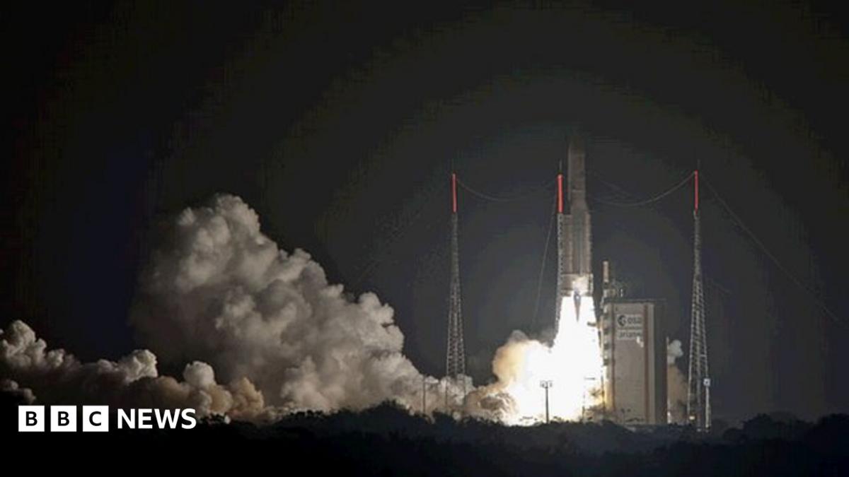UK's Skynet military satellite launched - BBC News