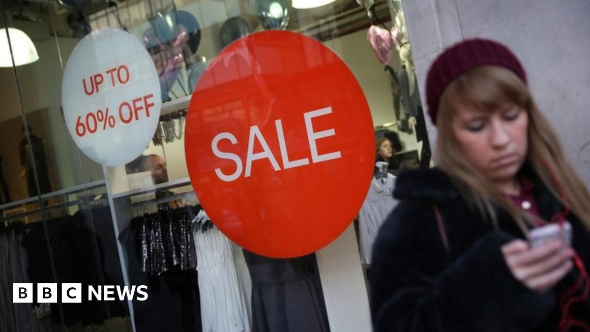 UK retail sales flat in November - BBC News