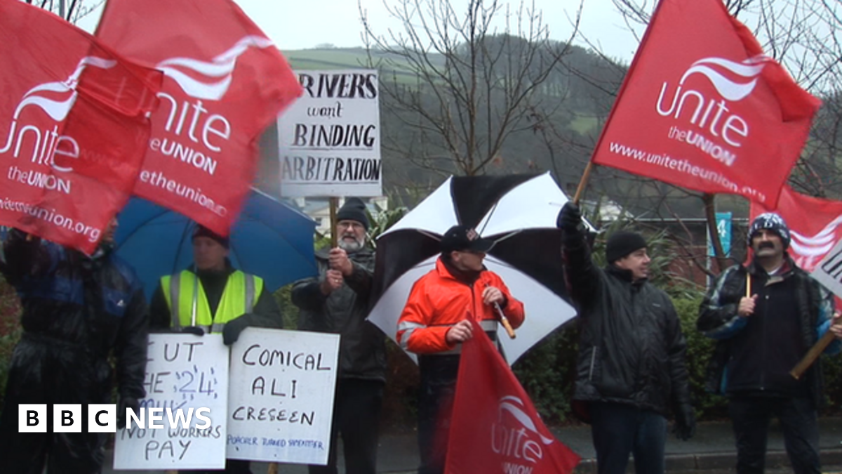Back up plans in place for Isle of Man bus strike - BBC News