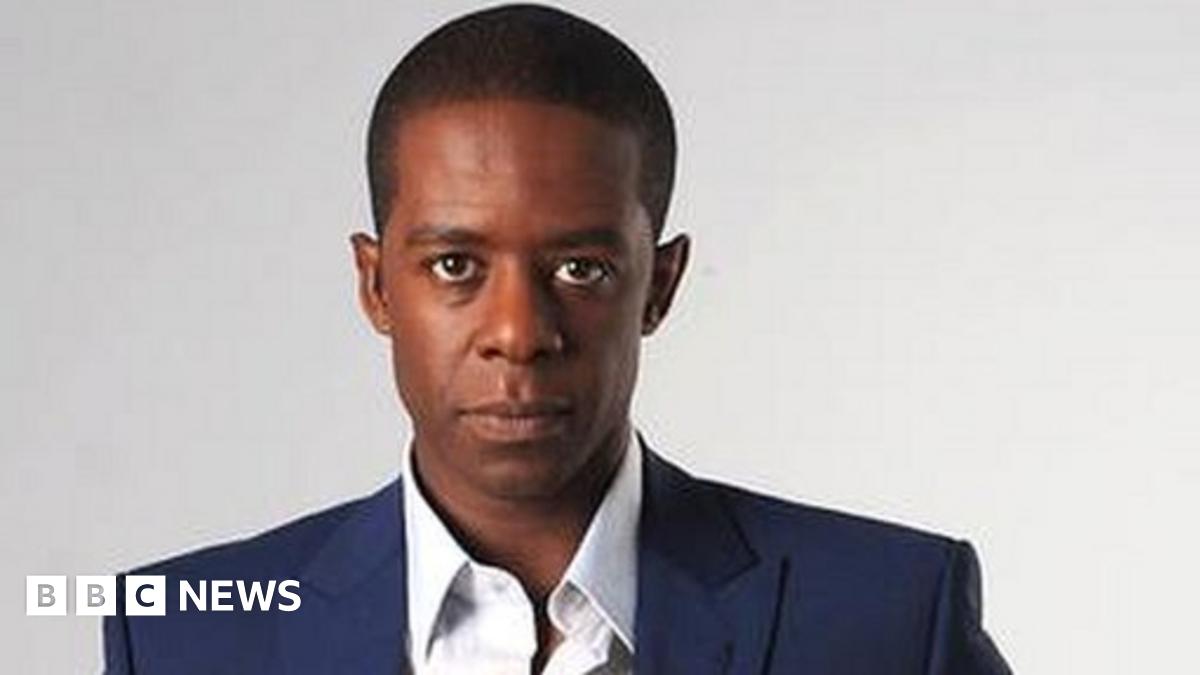 Birmingham's Adrian Lester's OBE dedicated to family - BBC News
