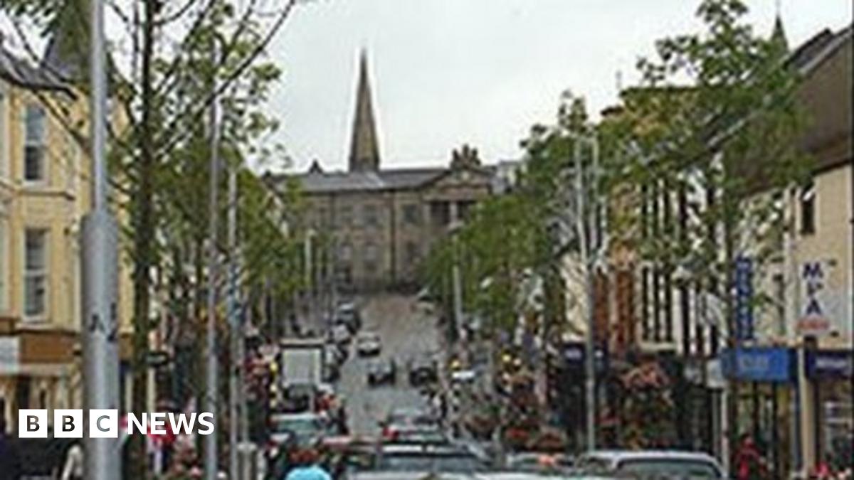 Jason McGovern death: On street help for young people - BBC News