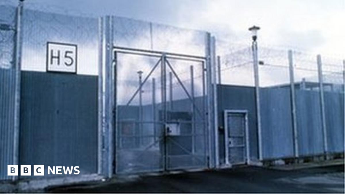Maze prison site: Green light given for showgrounds plan - BBC News