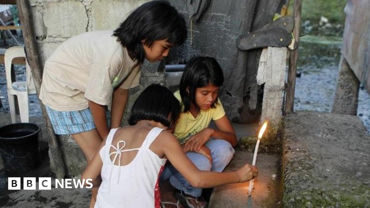 Philippines Shooting Suspected Accomplice Held Bbc News