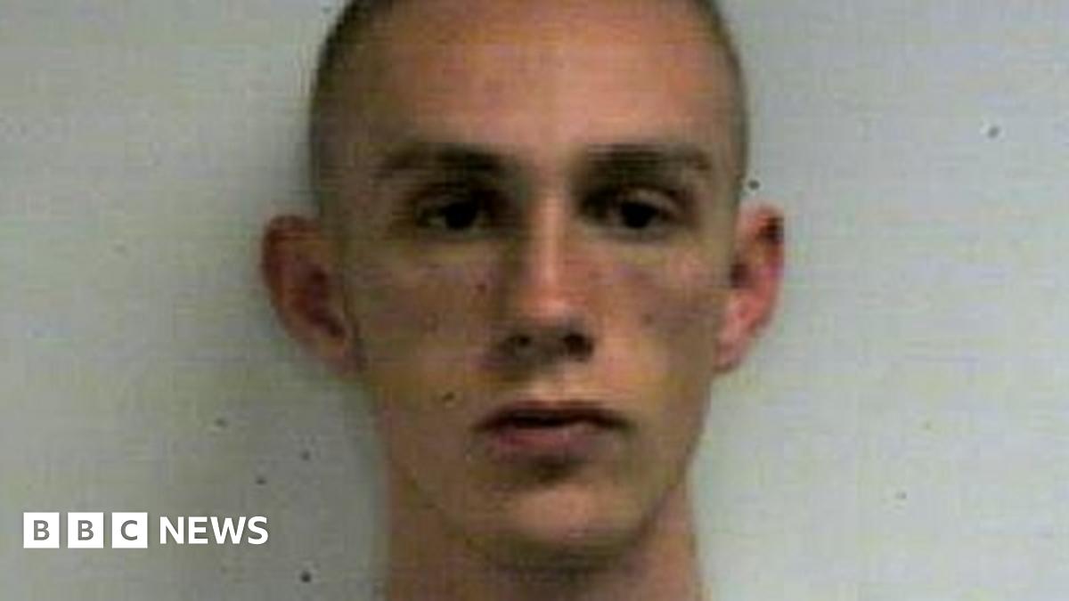 Doncaster man jailed for death crash in stolen car - BBC News