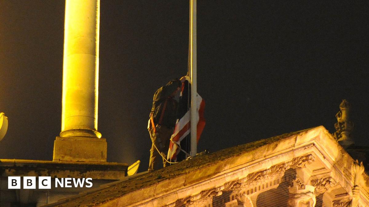 Union flag lowered in Belfast after flying for royal birthday - BBC News