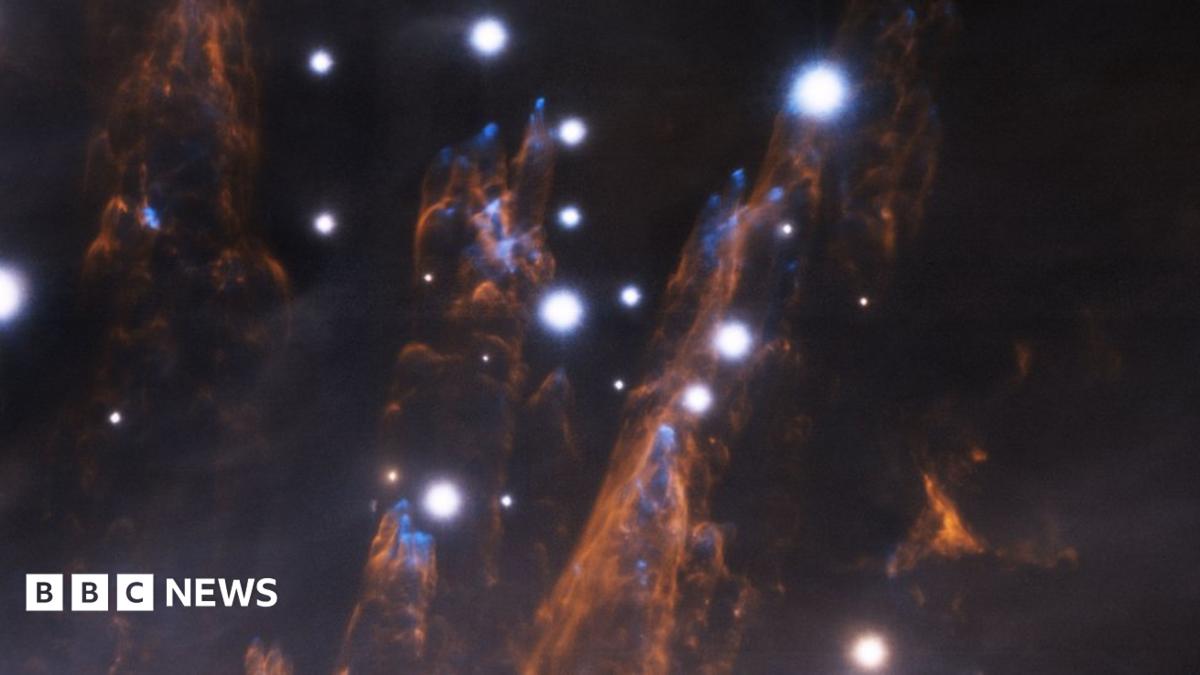 Gemini telescope catches 'Orion's Bullets' - BBC News