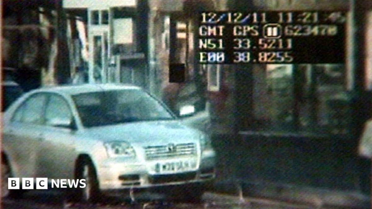 Susan Hatton given 'second chance' to pay bus stop parking ticket - BBC ...