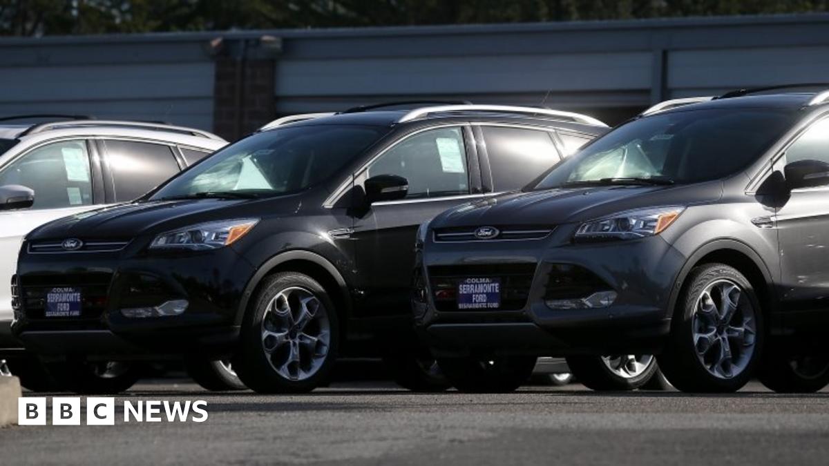 Ford to hire 2,200 extra US staff to meet growing sales - BBC News
