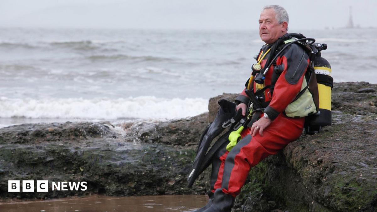 Recognition for Plymouth diver John Smith's 50 years - BBC News