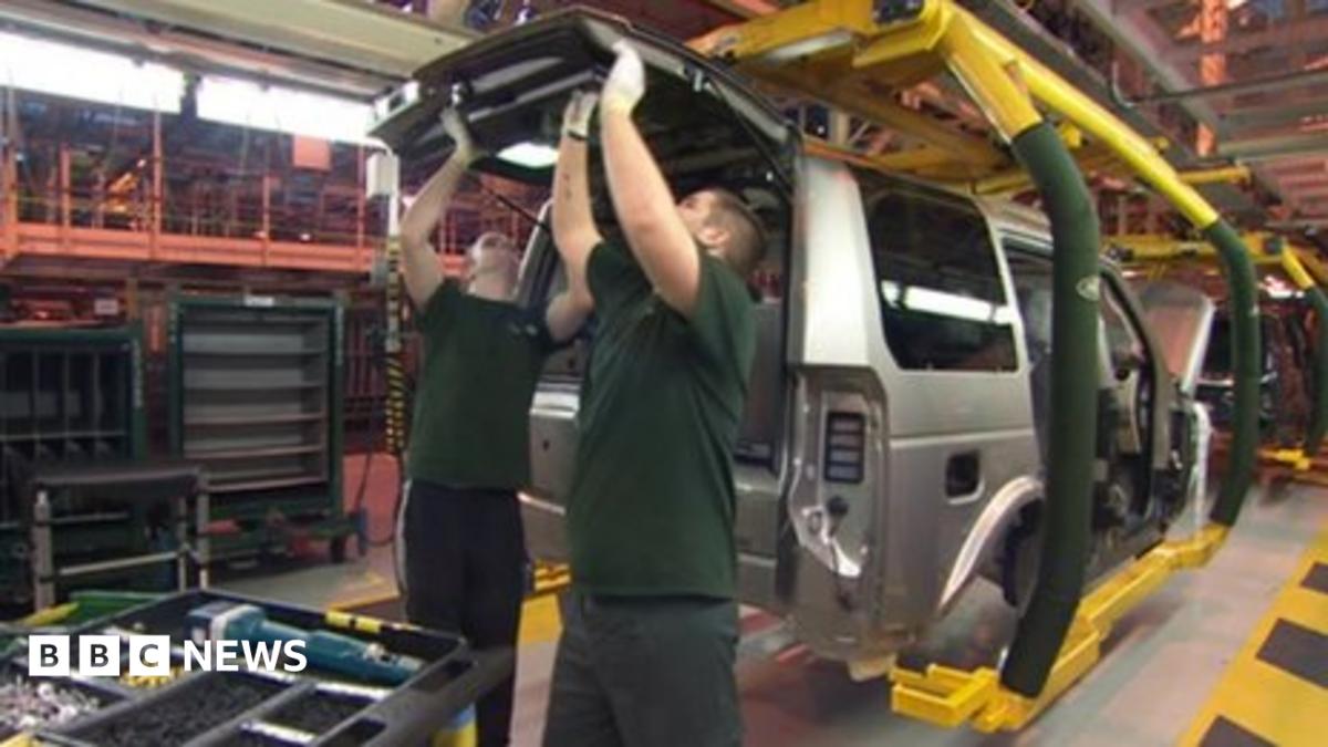 Jaguar Land Rover announces more apprenticeships - BBC News
