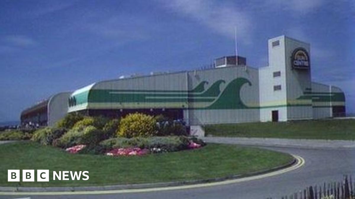Rhyl attractions revamp plan takes step forward - BBC News