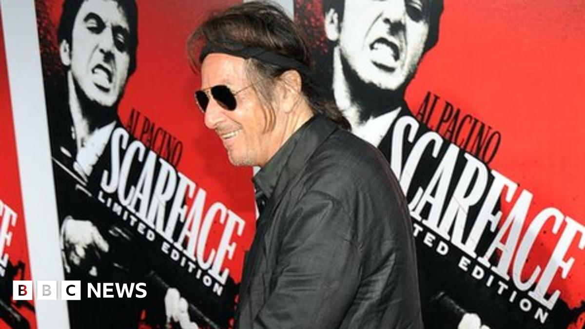 Scarface duo Al Pacino and Brian de Palma reunited - BBC News