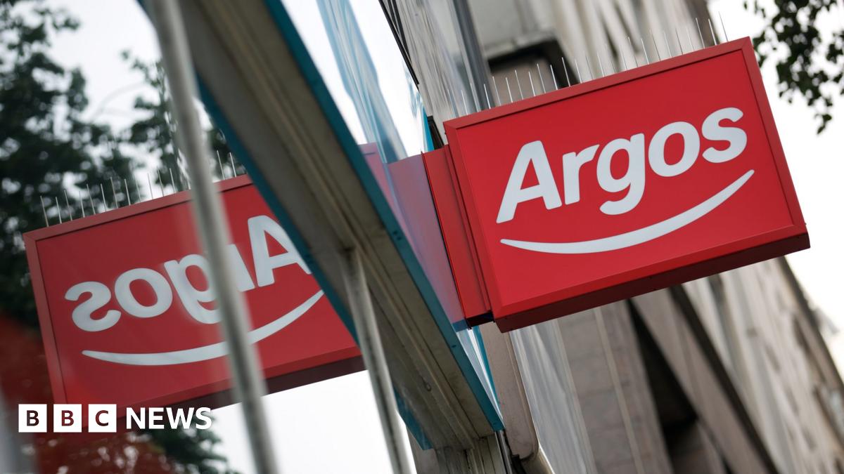 Argos sees successful transition to click-and-collect - BBC News