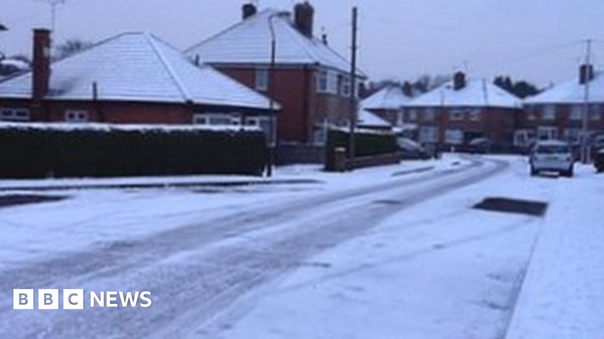 Derbyshire prepares for snow disruption - BBC News