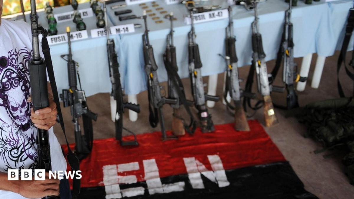 Colombia's ELN rebels kidnap five mine workers - BBC News