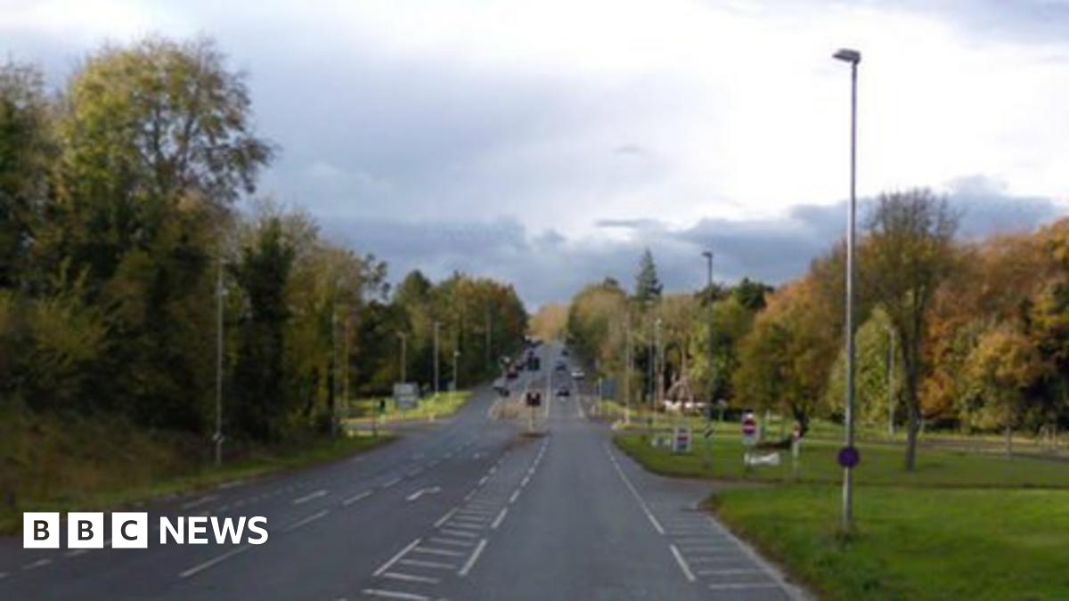 Gerald Harding named as pedestrian killed in A36 collision - BBC News