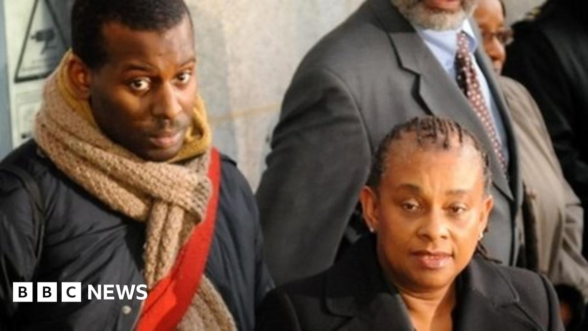 Stephen Lawrence's mother and brother 'feel threatened' - BBC News