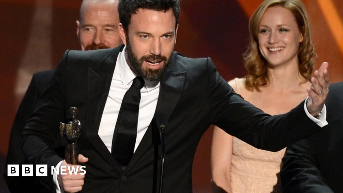 Argo wins top Screen Actors Guild award - BBC News