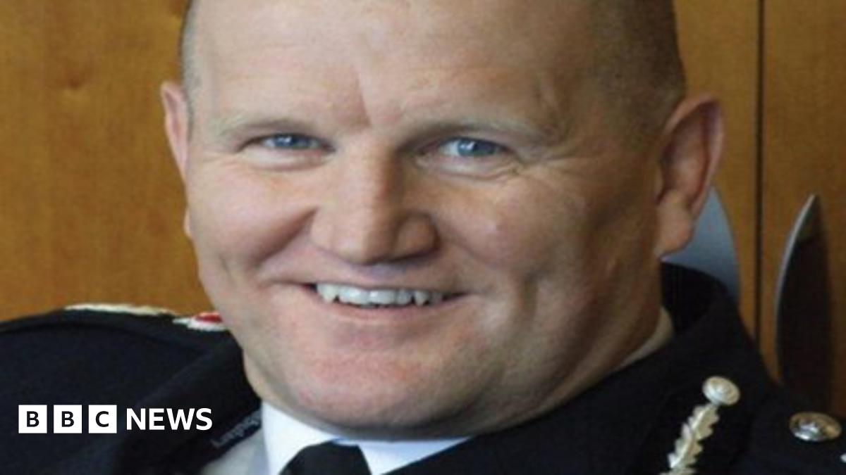 Mike Barton set to lead Durham Police full time - BBC News