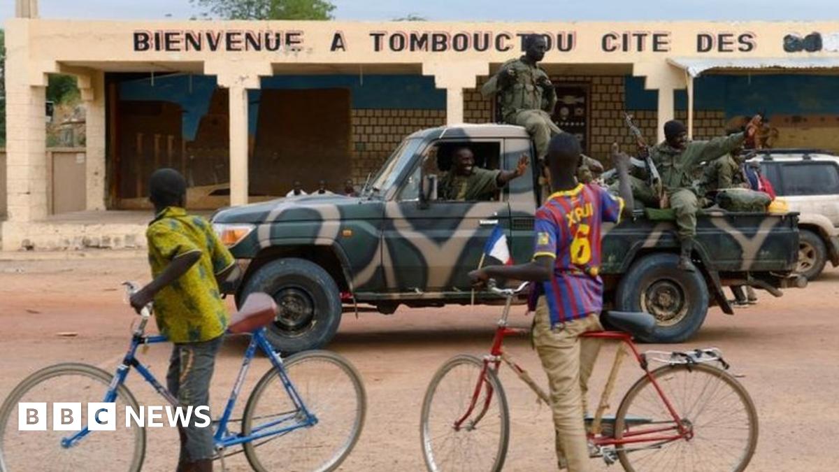 Mali conflict: Donor conference raises $455m - BBC News
