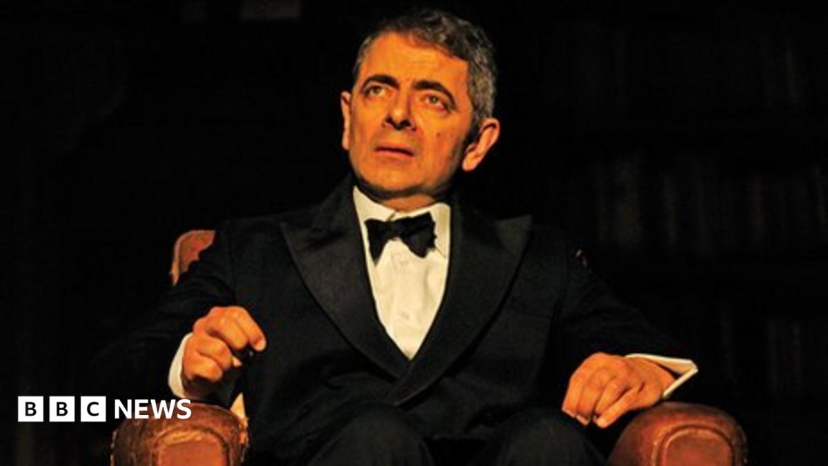 Rowan Atkinson wins praise for 'serious' role - BBC News