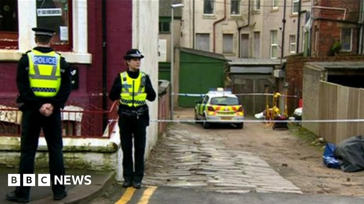 Sasha Marsden found dead in Blackpool alleyway - BBC News